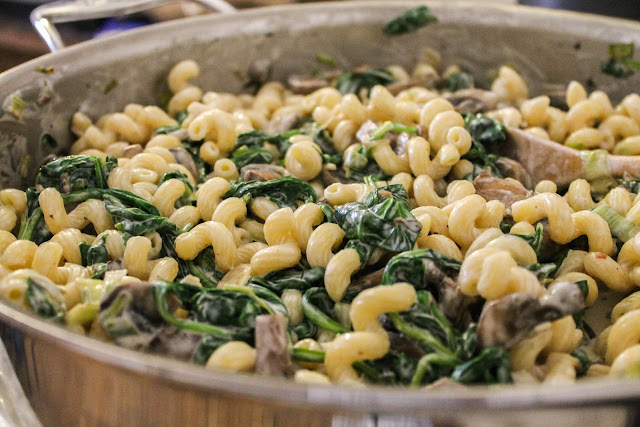 The Quixotic Table: Creamy Chevre Pasta with Spinach and Mushroom