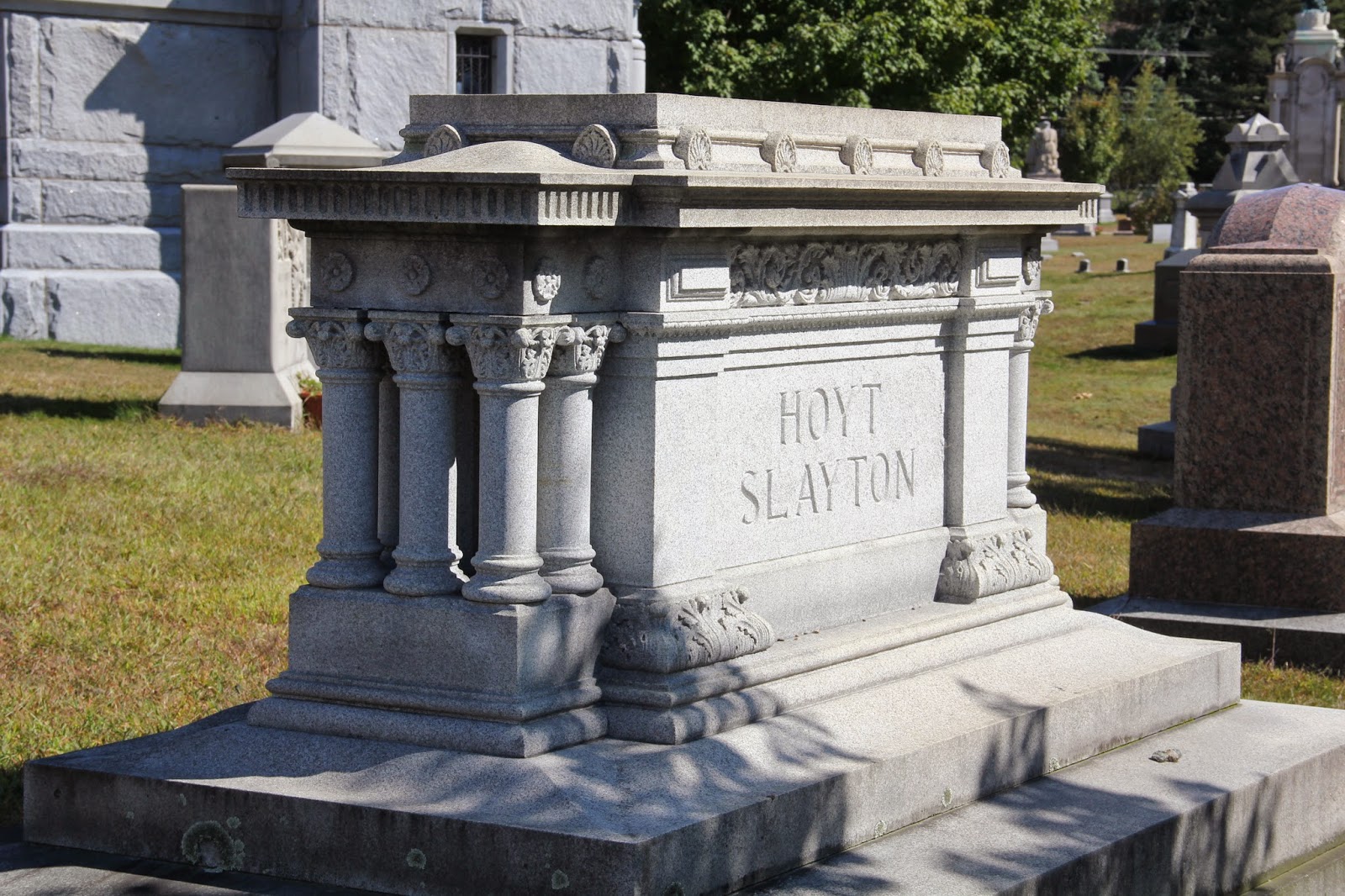 Taphophile Corner: Classical Architecture in the Cemetery - Greek Columns