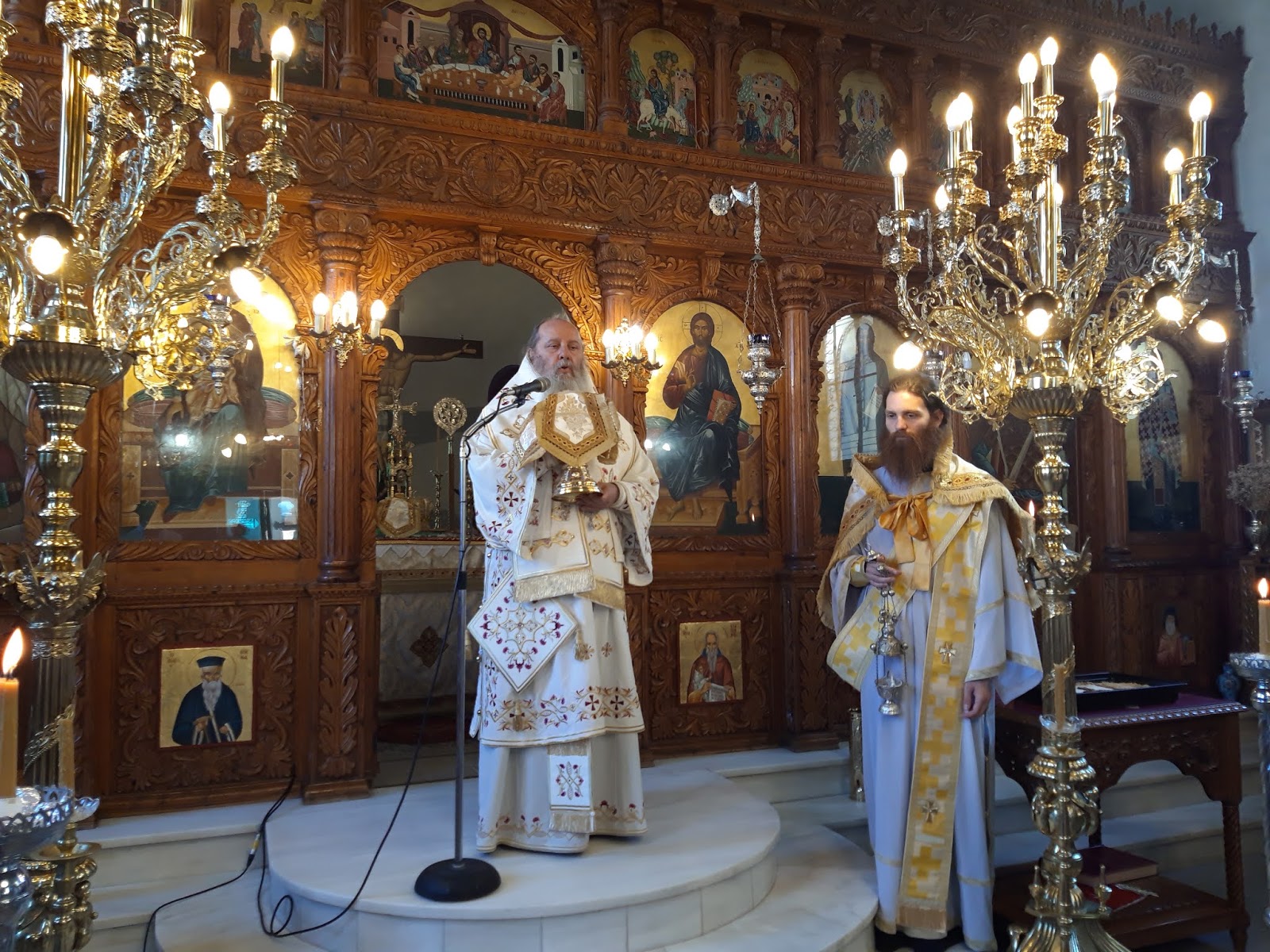 Θεοφιλέστατος Επίσκοπος Κερνίτσης κ. ΧΡΥΣΑΝΘΟΣ: Ο ΕΠΙΣΚΟΠΟΣ ΚΕΡΝΙΤΣΗΣ ...