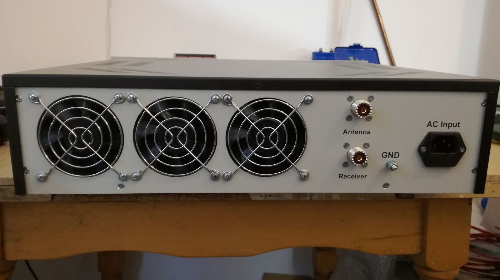 1000 Watt Max class D AM MW broadcast transmitter