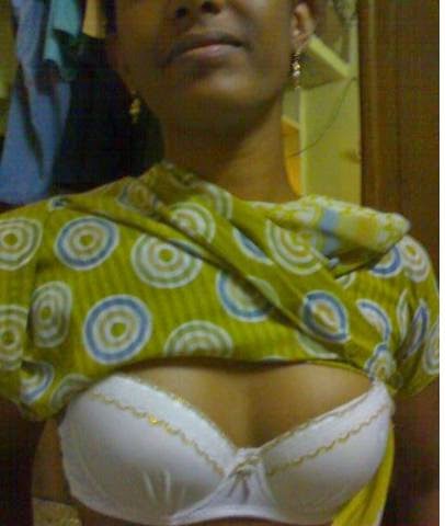 PHOTO KA SABSE BADA COLLECTION: AMMA KUNDI PHOTOS