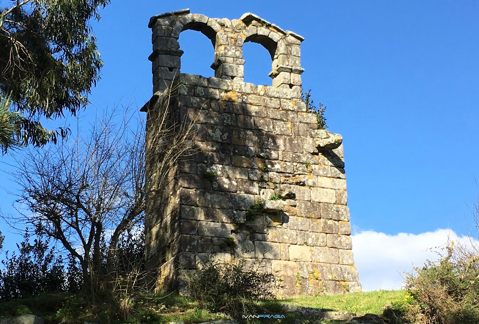 A Fraga dos Mouros: A vilanovesa Torre de Cálago