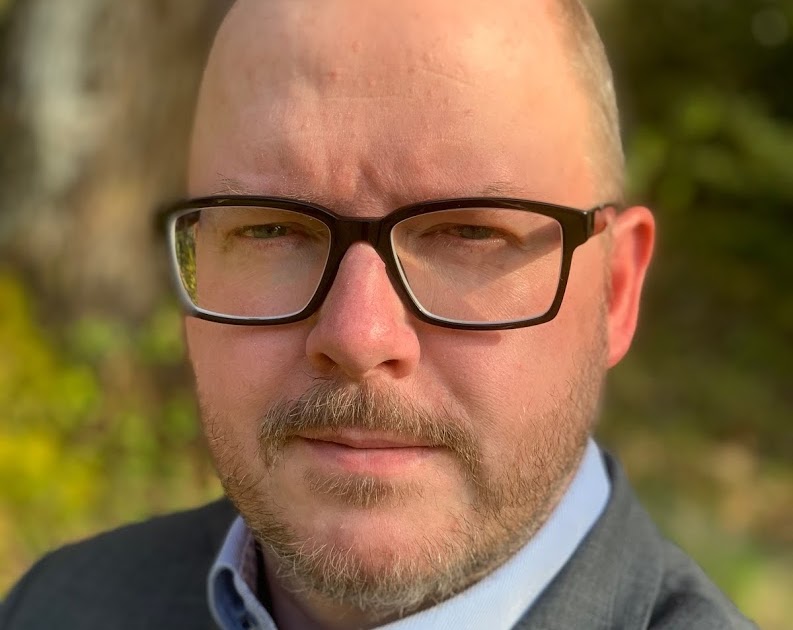 Håkans Hylla: Författarporträtt: Magnus Carling