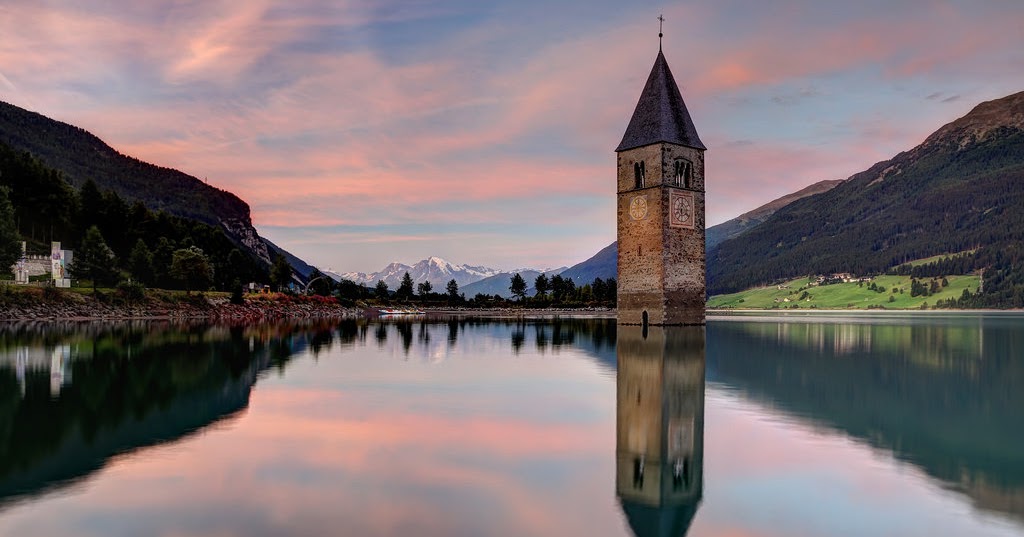 Deserted Places: 16 deserted places we discovered in 2016