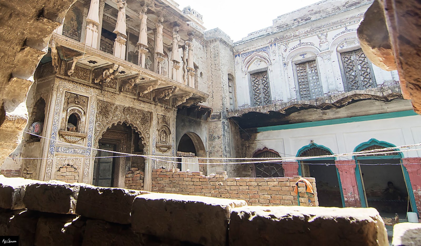 Ali Usman Baig : PARNAMI TEMPLE IN MALKA HANS, PUNJAB, PAKISTAN (2018)