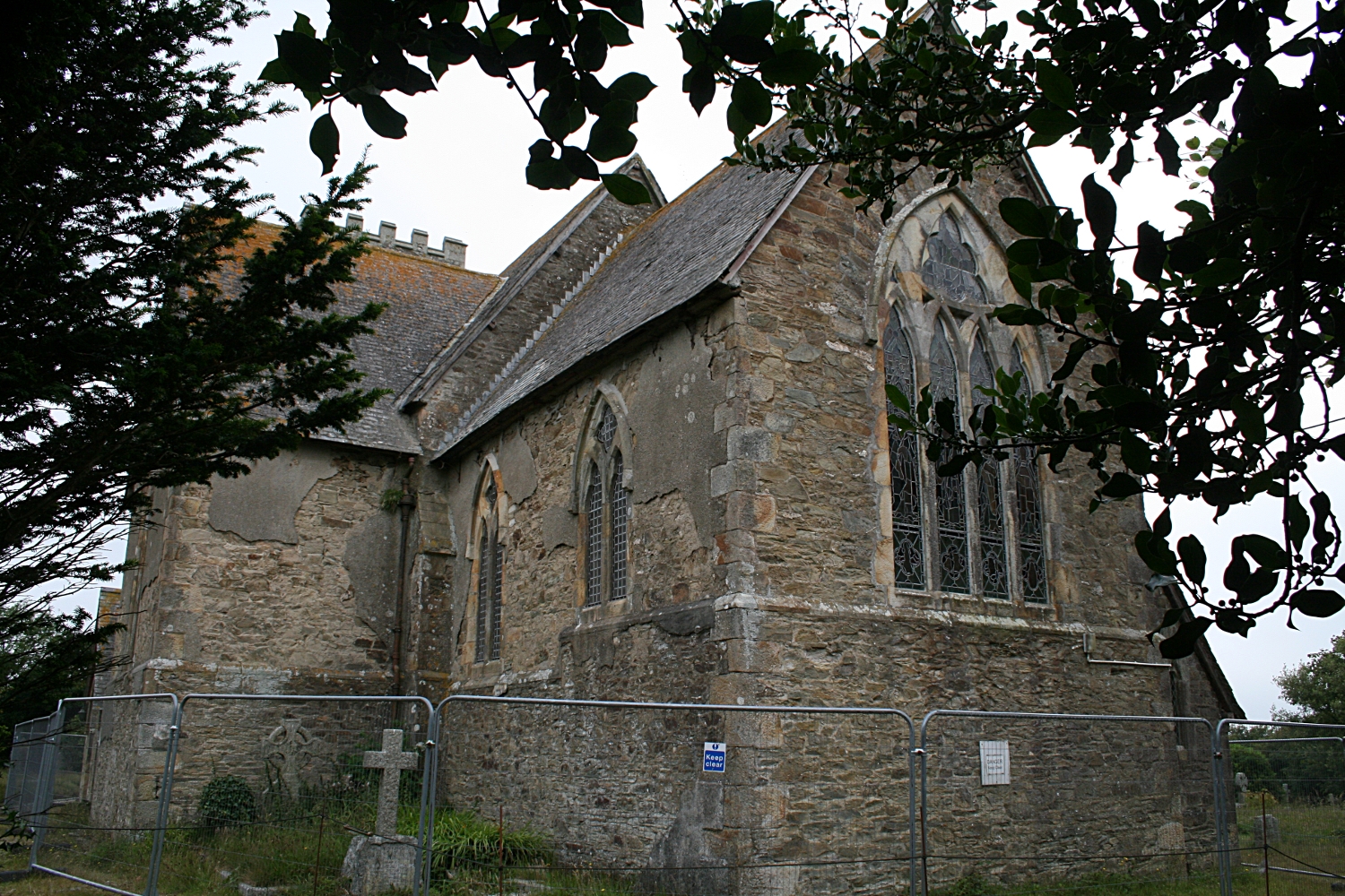 Roads and artifacts: St Peter's Church, Mithian