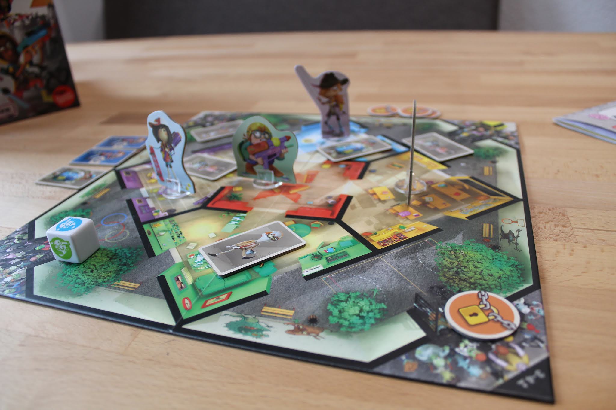 Zombie Kidz Evolution ~ BoardgameMonkeys