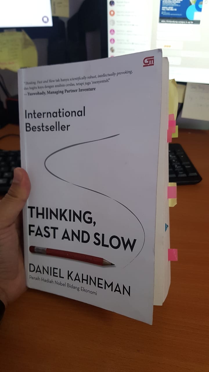 Review Buku Thinking Fast and Slow - Daniel Kahneman | GAROBLOGZ ...