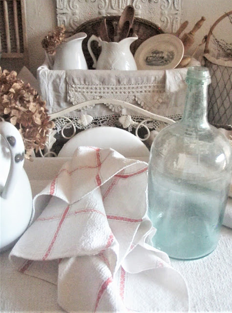 Cabin & Cottage : Remembering The Year In White