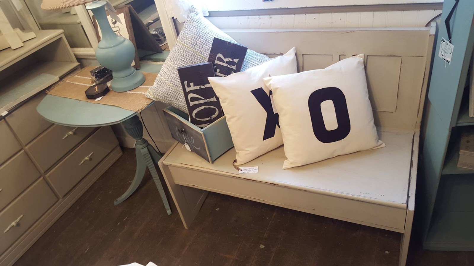 Ramshackled Treasures: Decorating Your Living Room with Ramshackled ...