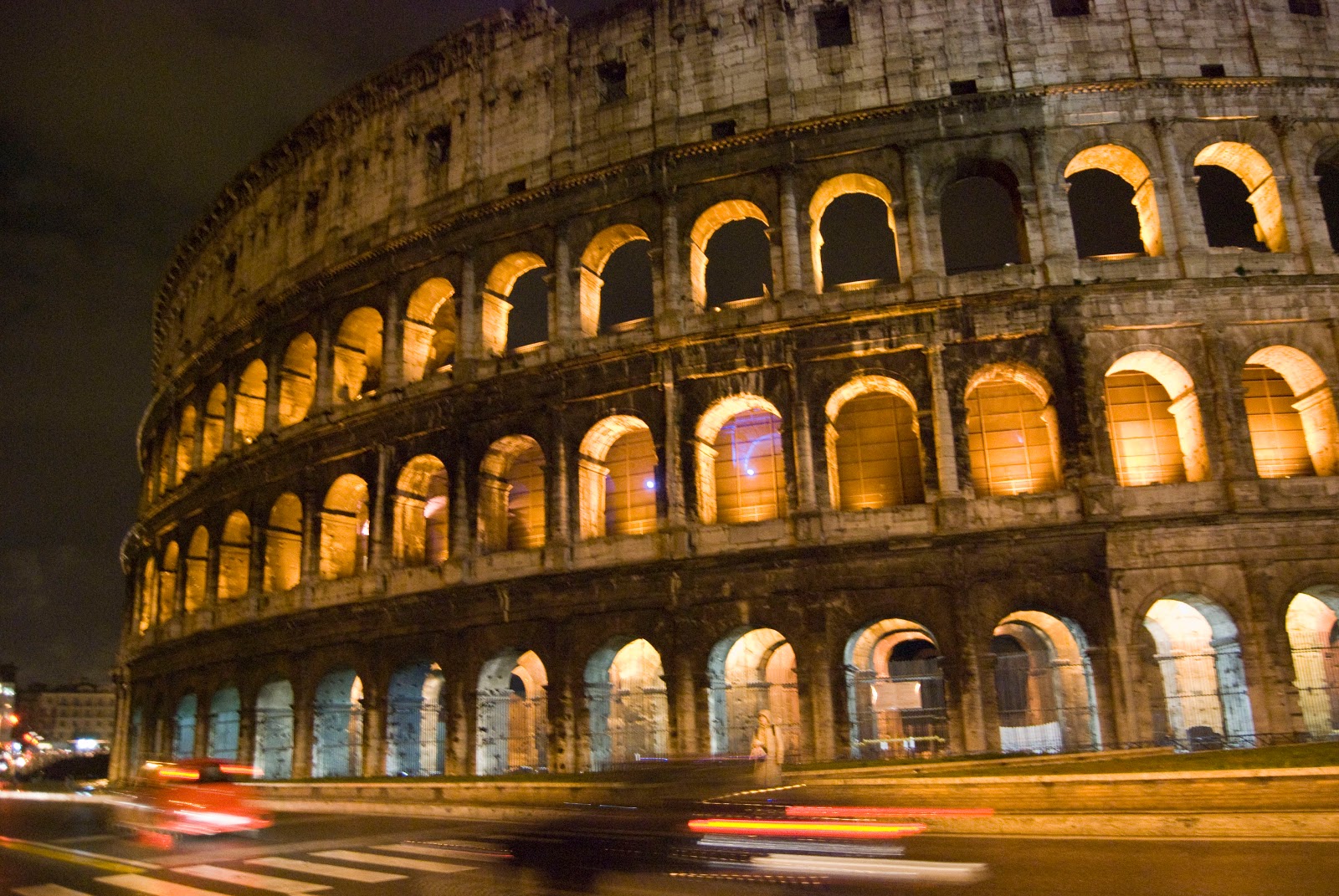 she goes abroad: Rome at night