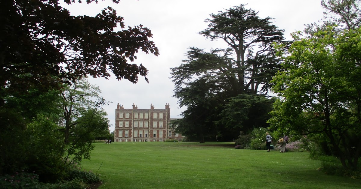 Trundling through life: Gunby Hall