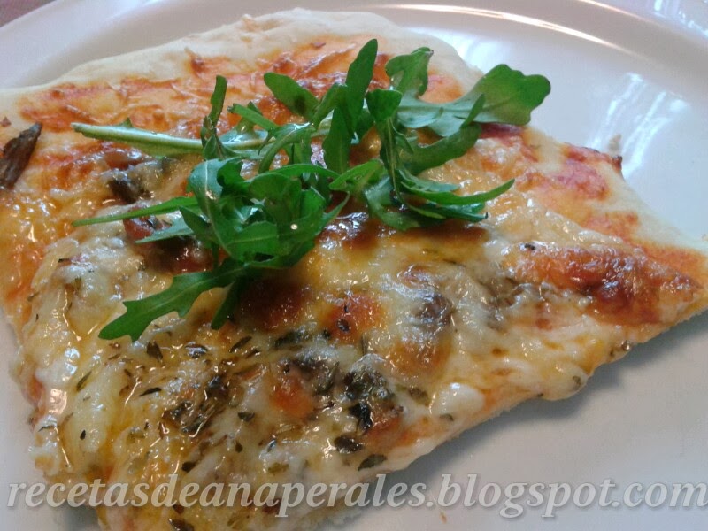 Las recetas de Ana: Pizza con rúcula