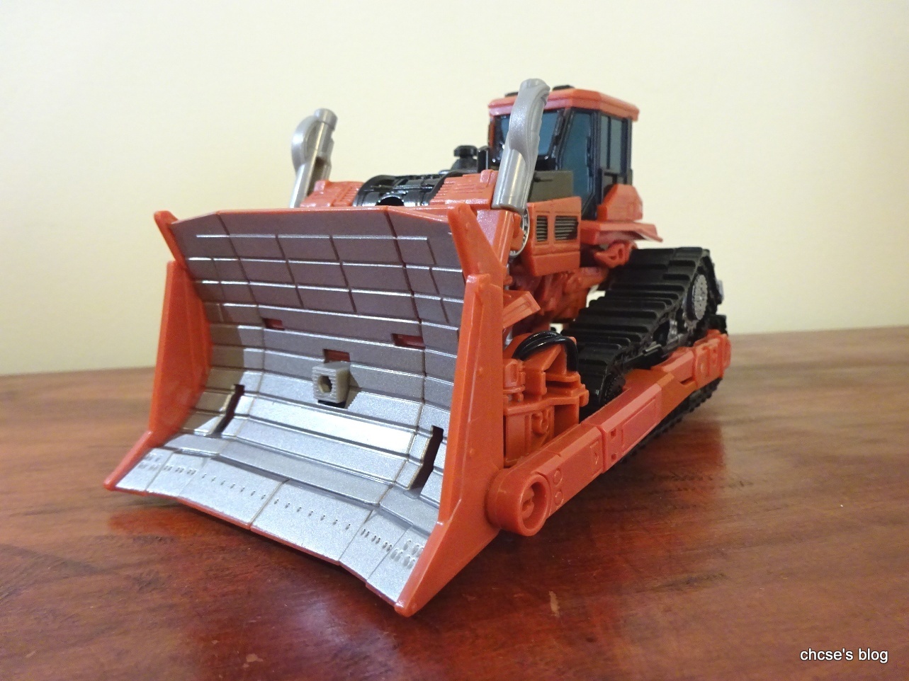 ChCse's blog: Toy Review: Transformers Generations Studio Series ...