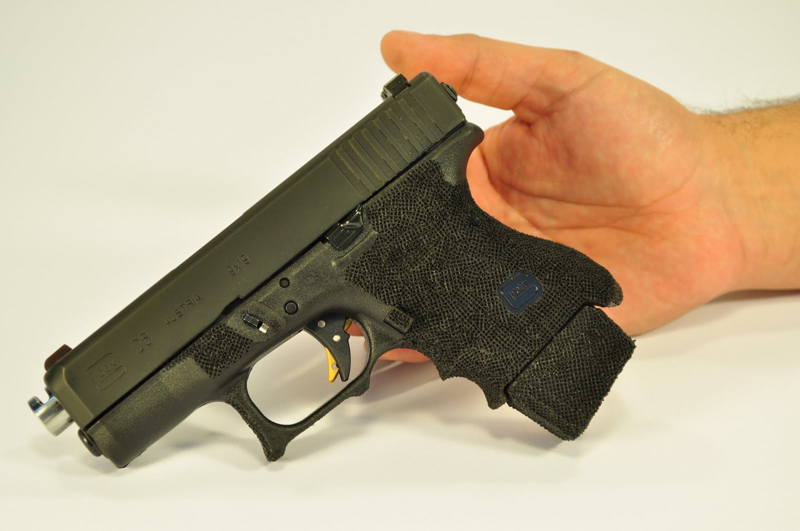 TACTICAL WAREFARE ARMORY: GLOCK PISTOLS