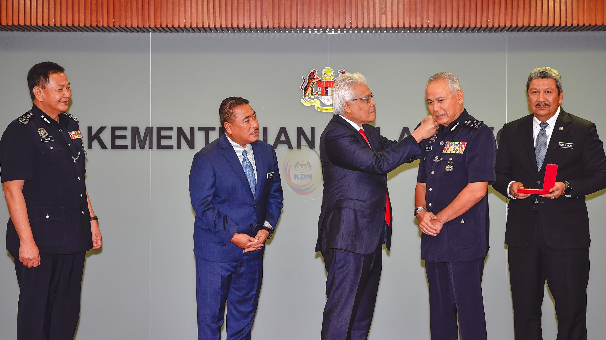 Datuk Seri Acryl Sani Abdullah Sani has been appointed Deputy Inspector ...