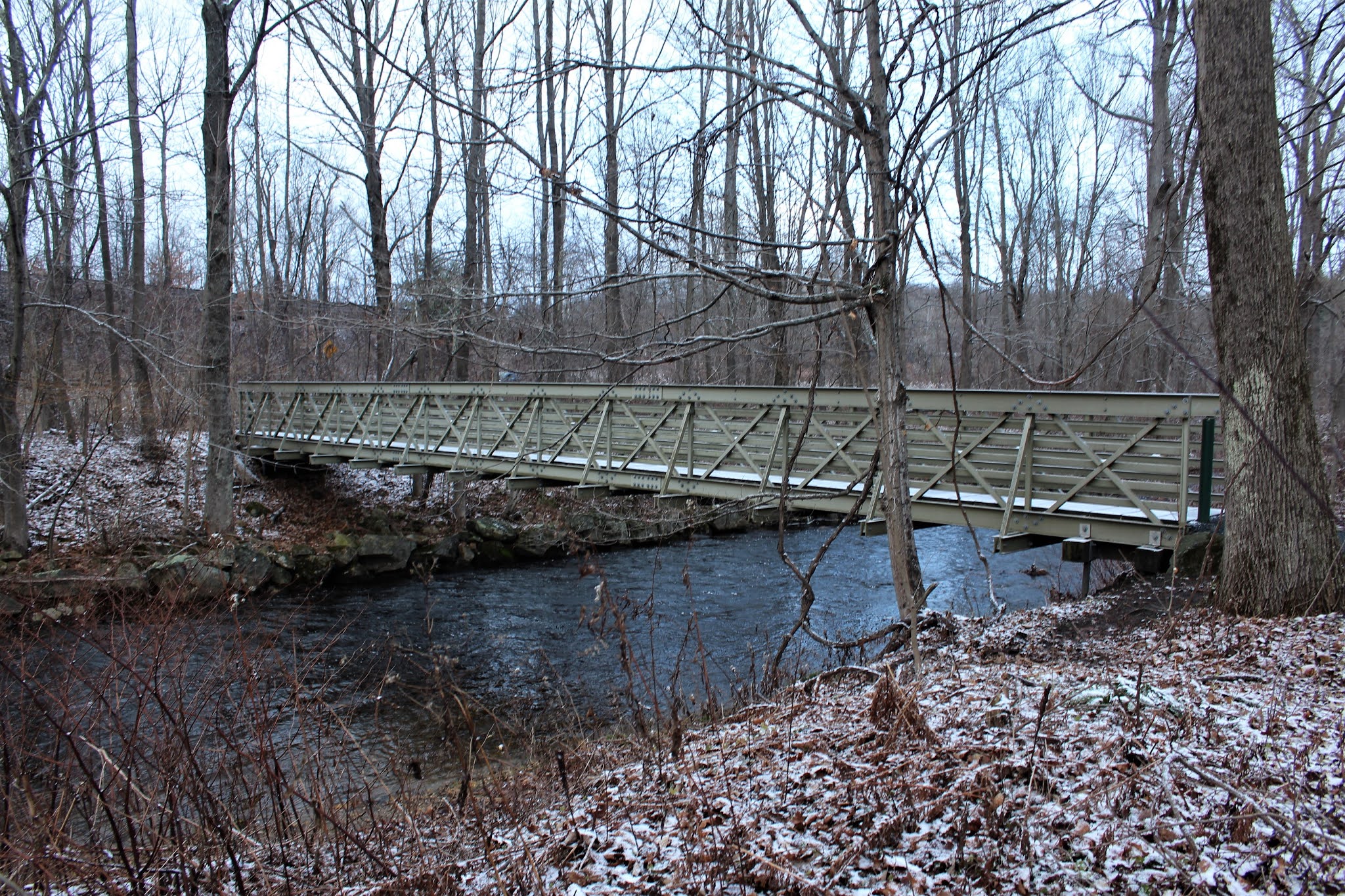 Walking Man 24 7: Old Mill Trail(Berkshires)
