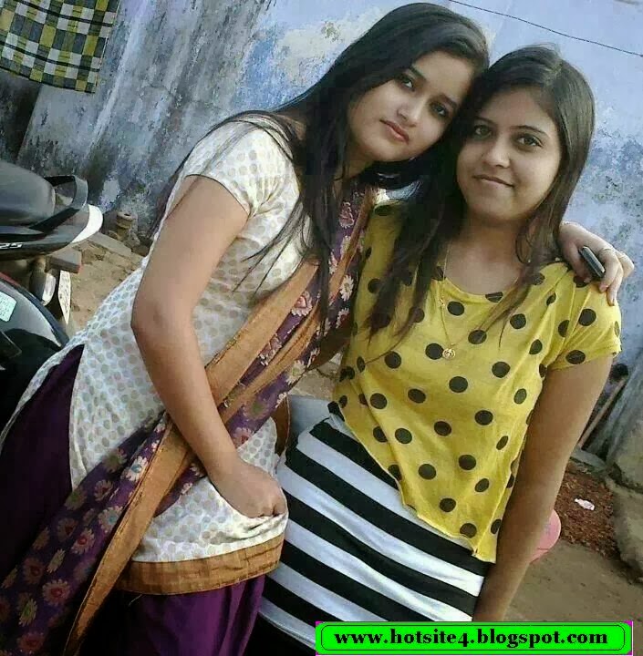 Hot Photo Gallery 2015 Tow Cute Desi Girls Hd Photo 2014 Ho T And Se