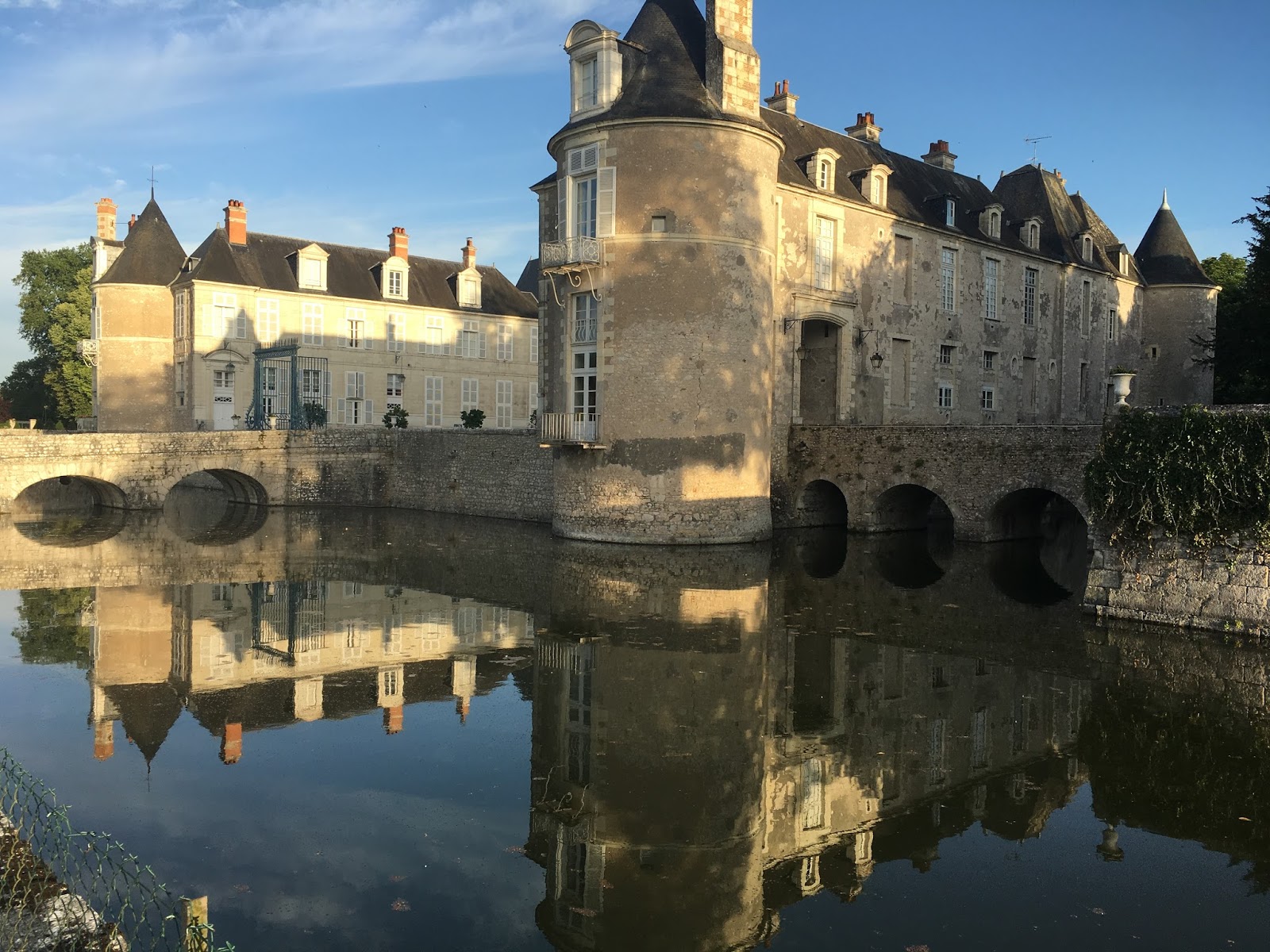 New York Life-Day by Day: Visit to Chateau D'Avaray 2017.The Loire ...