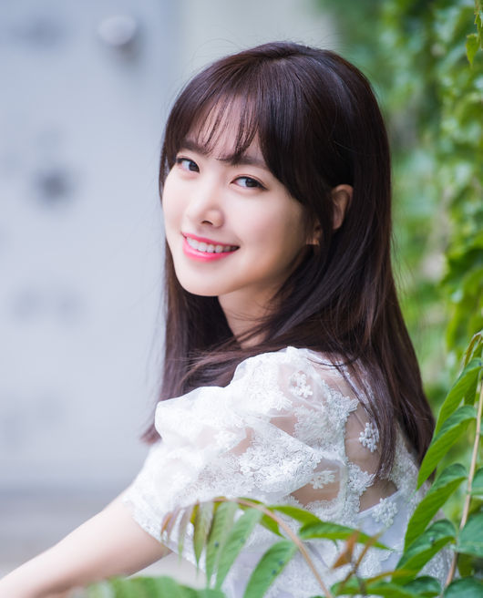 Nao Kanzaki and a few friends: Jin Se-Yun: Finally her first intro post....