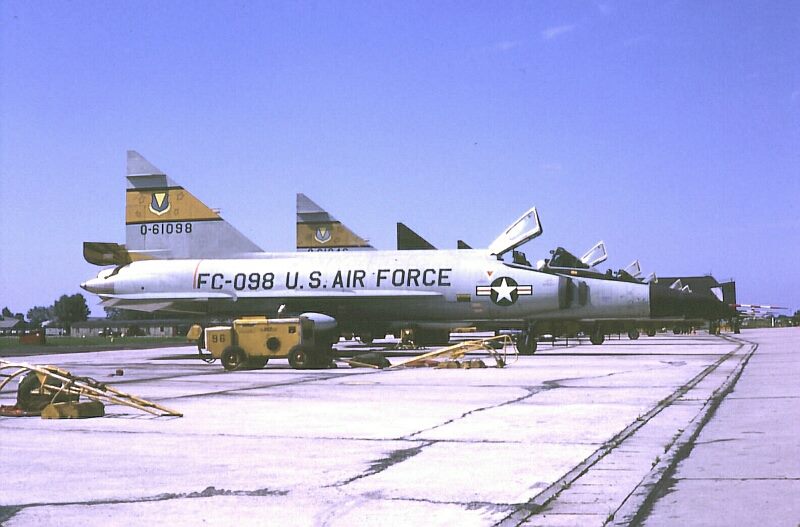 Oldsarges Aircraft Model blog: More F-102 Photos