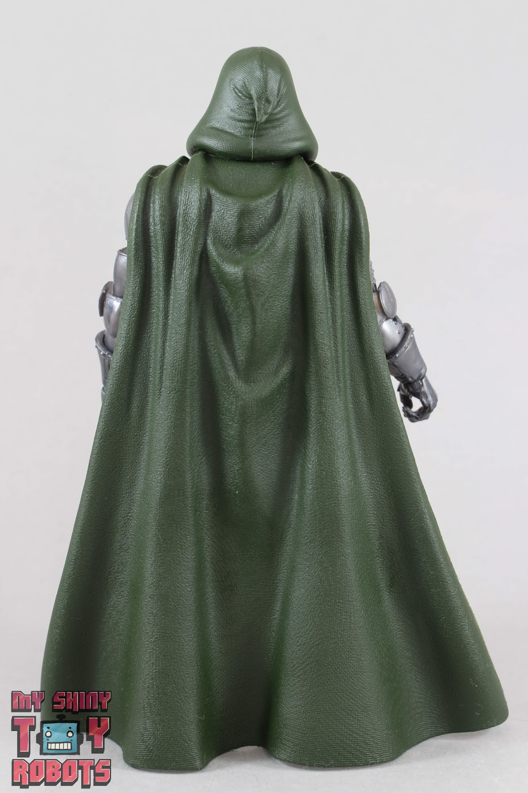 My Shiny Toy Robots: Toybox REVIEW: Marvel Legends Doctor Doom