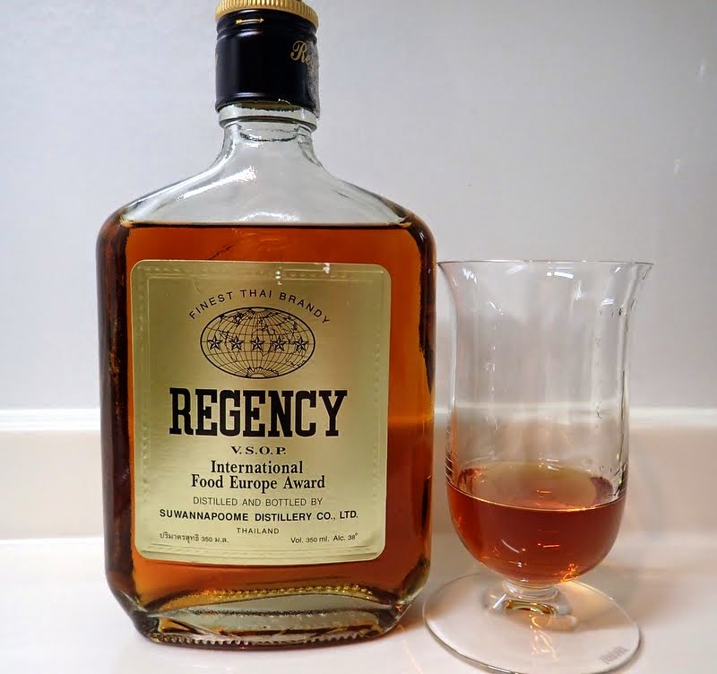 飲む・打つ・ぶち遊ぶ！！: タイのおみやげ！REGENCY V.S.O.P だけどれっきとしたウイスキー♪