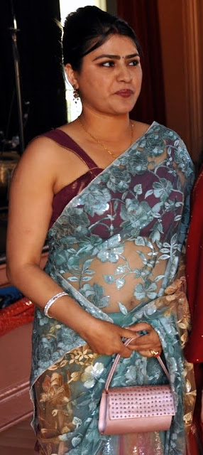 Desi Masala Saree Pictures Desi Bengali Bhabhi