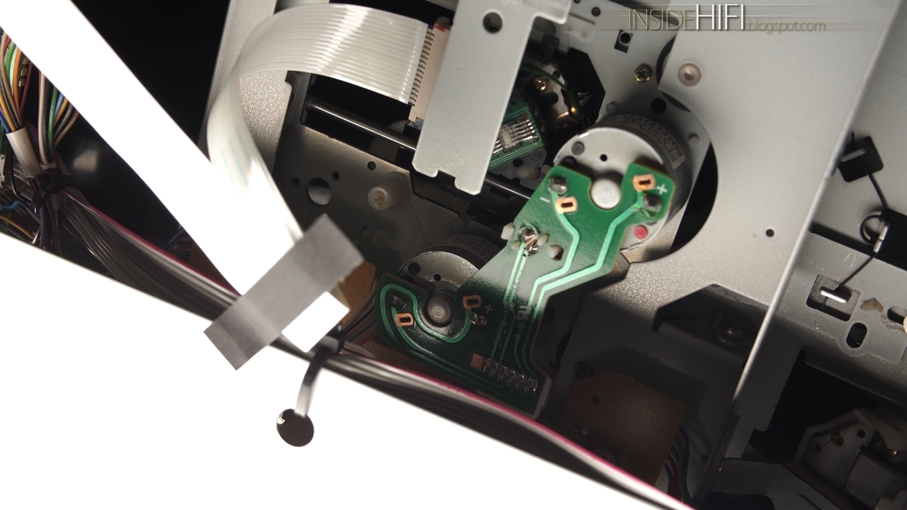 Inside Hi-Fi: Kenwood DPF-J9030