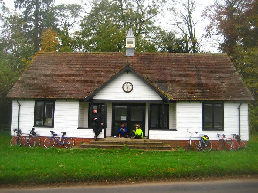 Wheels strings And Pictures Cambridge To London wheels-strings-and-pictures-cambridge-to-london