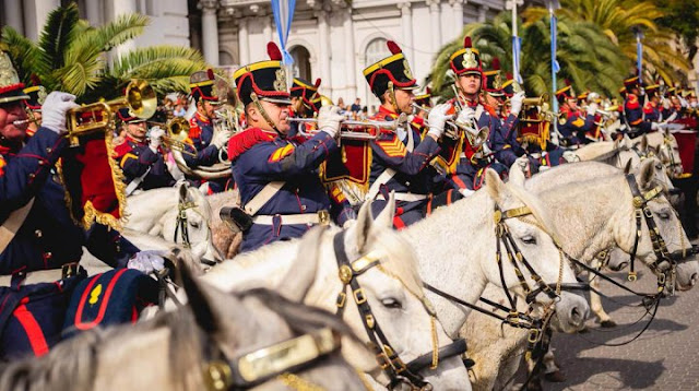 Juegos de Historia: Fanfarrias Ecuestres