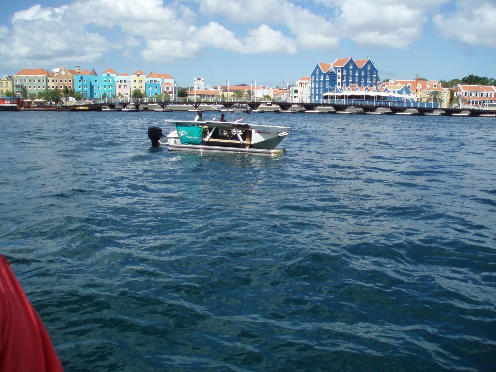 Ons leven op Curaçao: Bootje bouwen, vlakte van Hato en nog meer