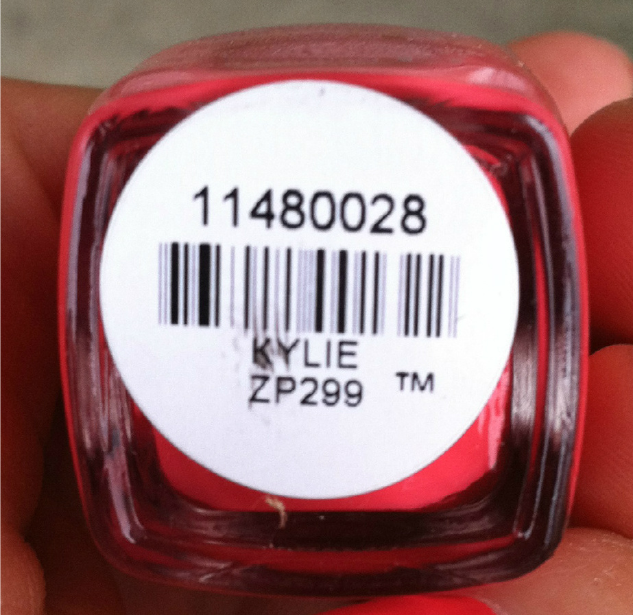 Foxy Lady Beauty: Zoya Nail Polish: Charisma & Kylie