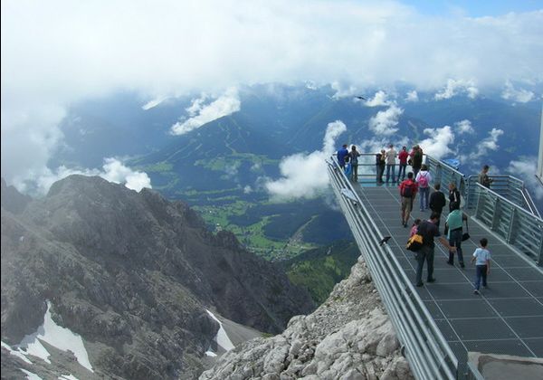 Dachstein+Sky+Walk+%28Austria%29.jpg