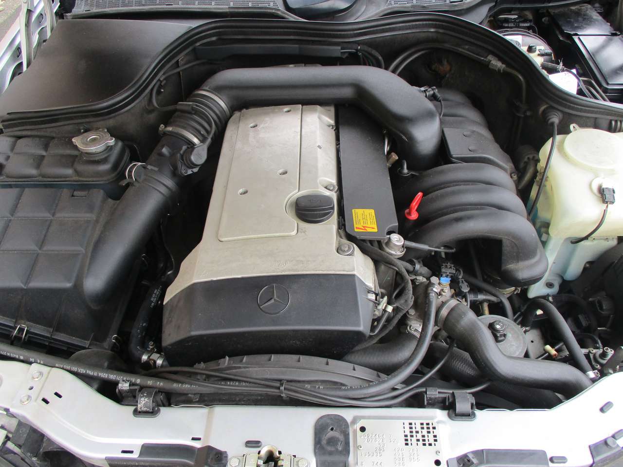 Mercedes-Benz W 202 C 280 Technische Daten