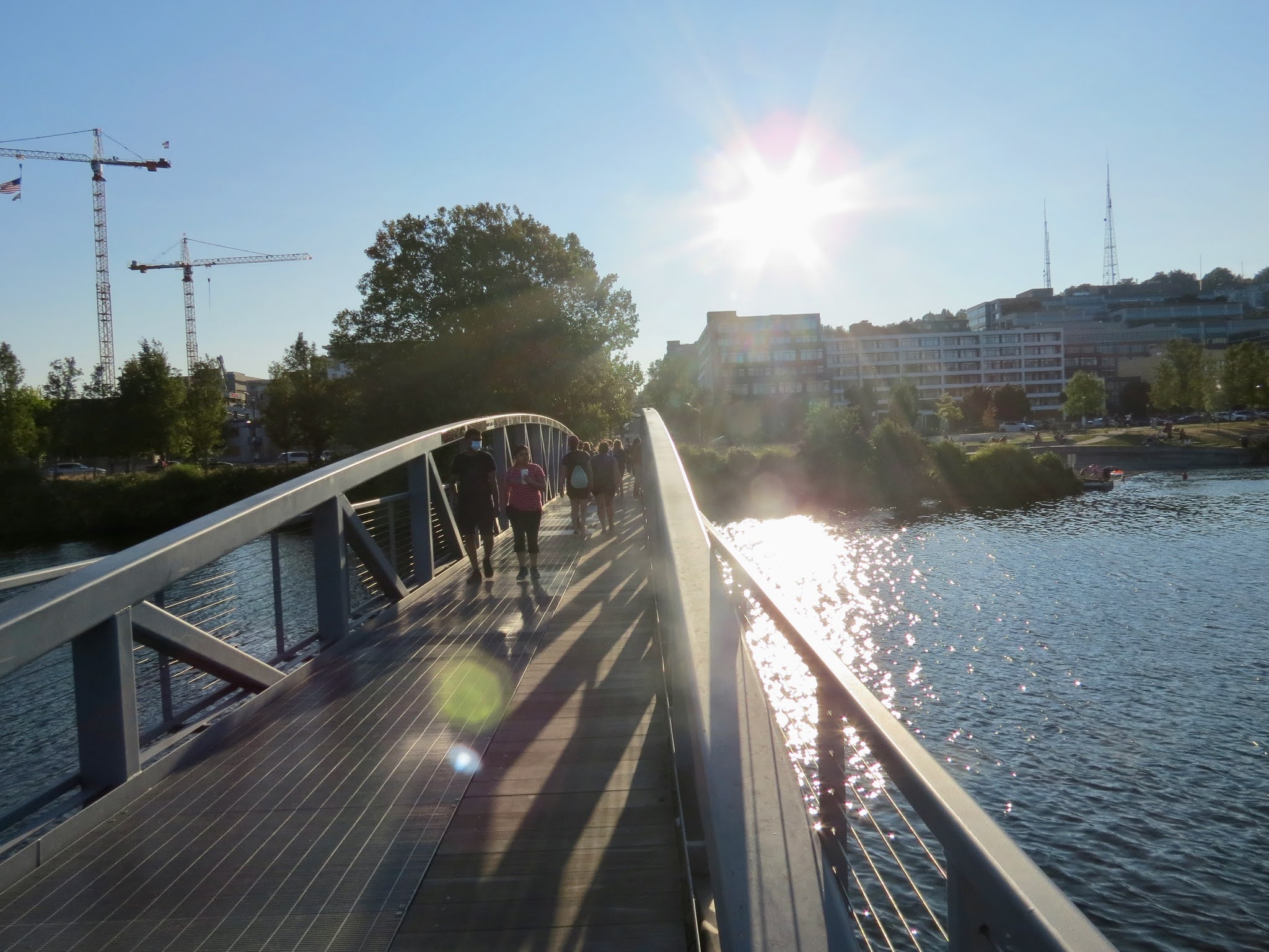 Nau speak: Seattle: August walk around Lake Union
