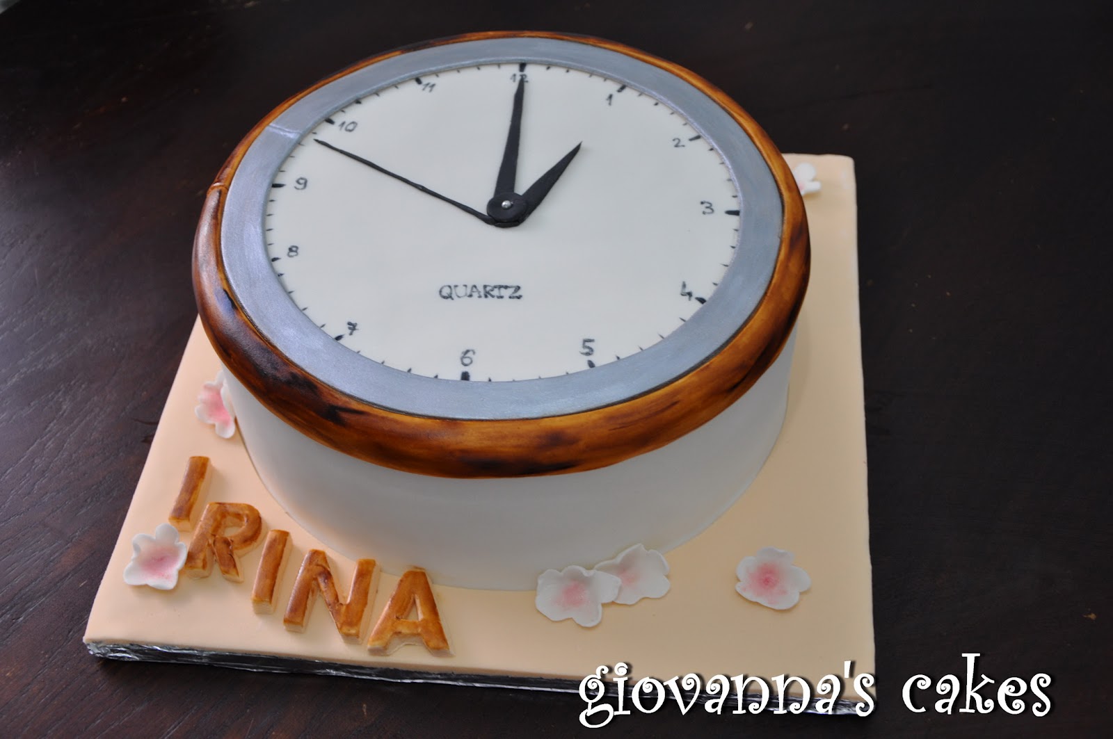 giovanna's cakes: Wall clock cake
