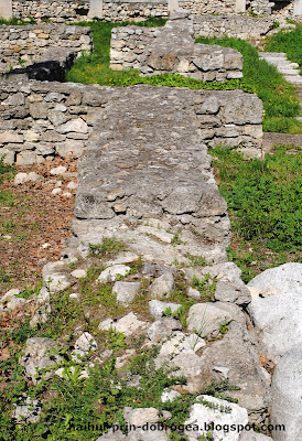 haihui-prin-dobrogea: Cetatea Tomis- ruine citadine