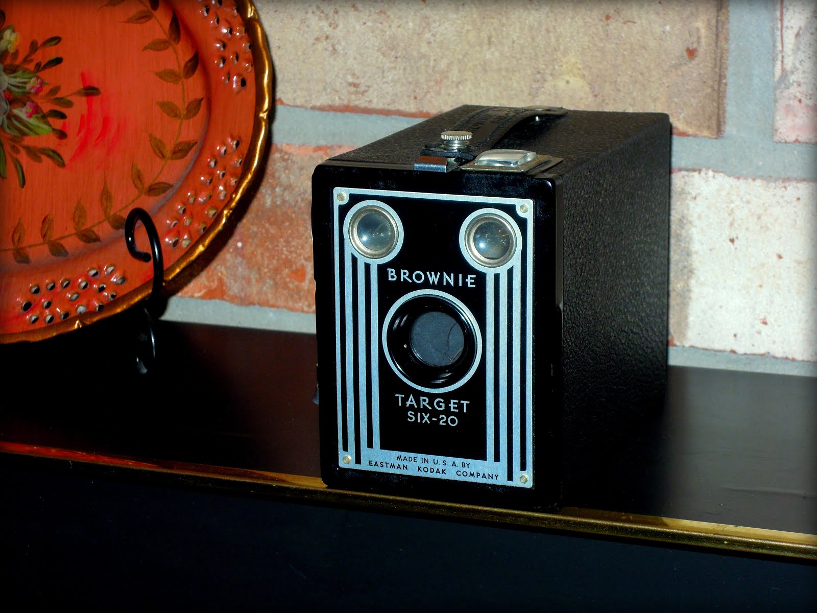 I Still Shoot Film Too (Also): Ceramic Pinhole Cameras?
