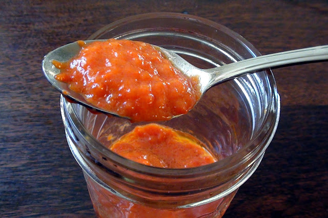 zsuzsa is in the kitchen: RED PEPPER PASTE – PAPRIKAKRÉM