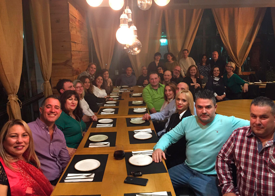 Cosas de Hoyo: Los cincuentones del 69 celebraron su cumple de oro a lo ...