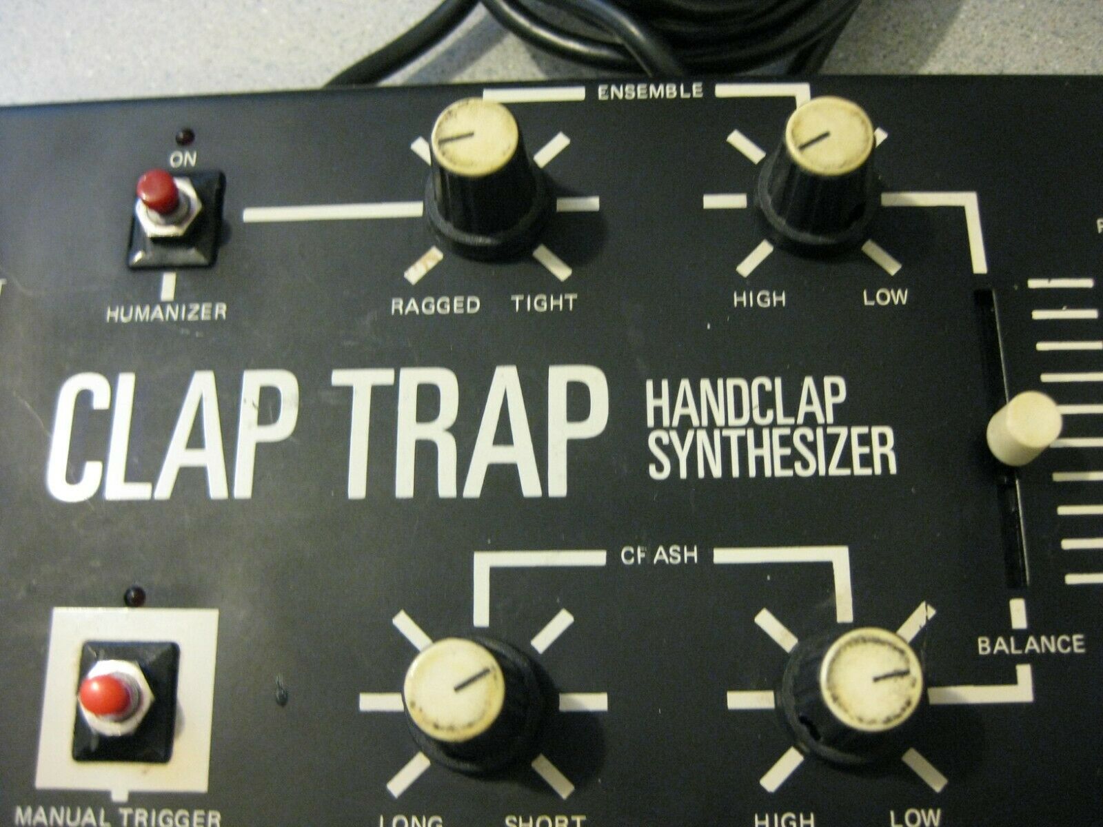 MATRIXSYNTH: CLAP TRAP HANDCLAP SYNTHESIZER MADE IN ENGLAND BY SIMMONS