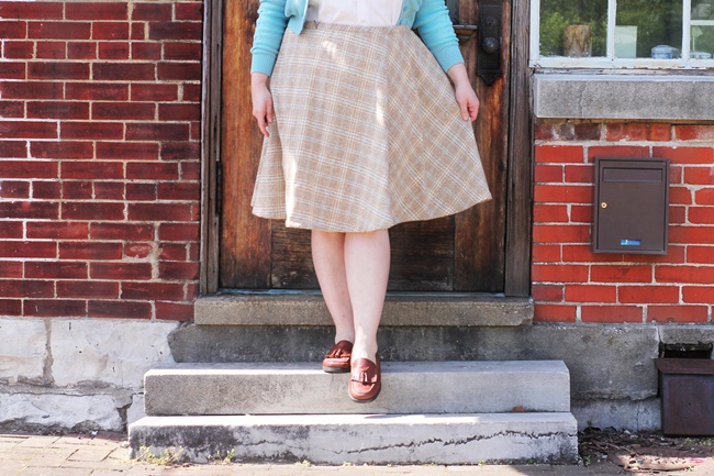 Outfit: Goldsmith Shop / Va-Voom Vintage | Vintage Fashion, Hair ...