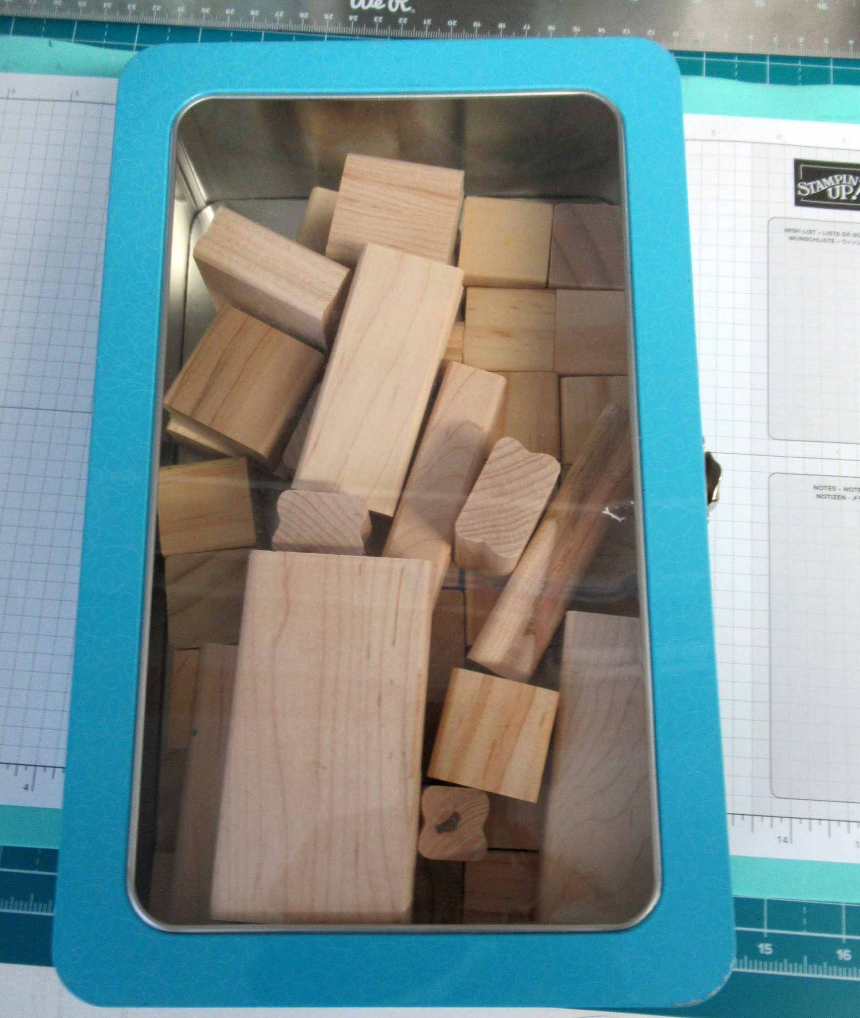 Personally Yours: Organize It Friday - Tip #10: Crafting Storage Tins