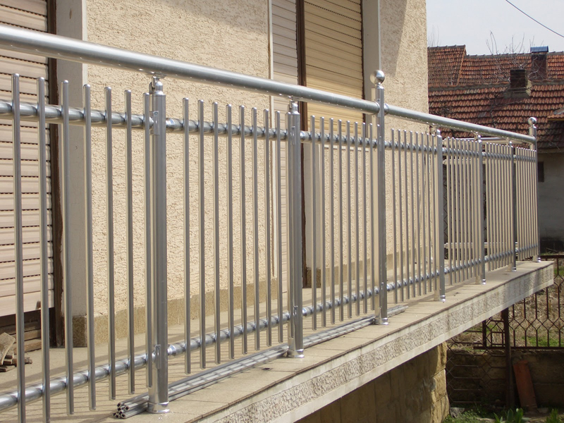 Balustrade din aluminiu eloxat: Modele balustrada aluminiu