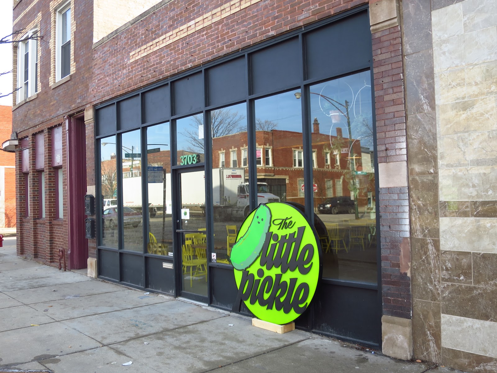 Smokin' Chokin' and Chowing with the King: The Little Pickle