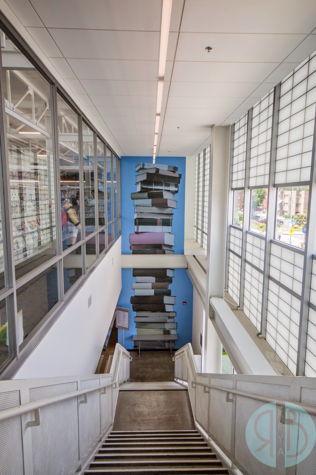 RKeyaB Photography: MODern Buildings in DC - Shaw Library