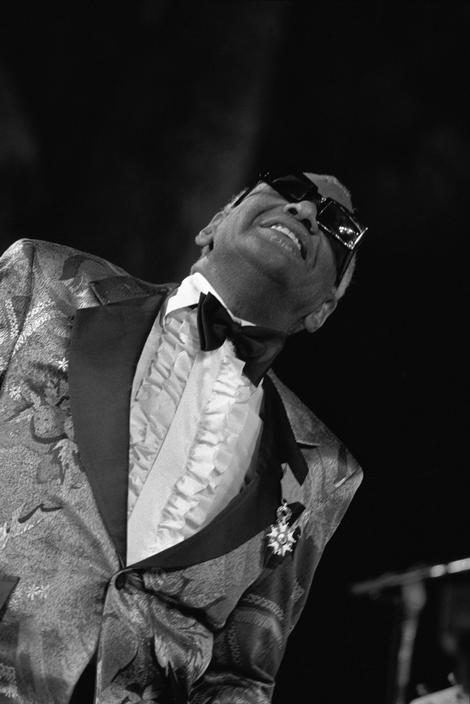 Ray Charles Video Museum: Ray Charles Is In Town – Chronology 1990