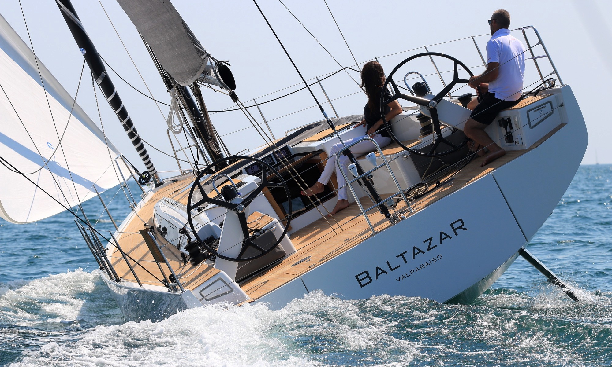 Interesting Sailboats: GRAND SOLEIL 44 VERSUS POGO 44 AND SOLARIS 44.