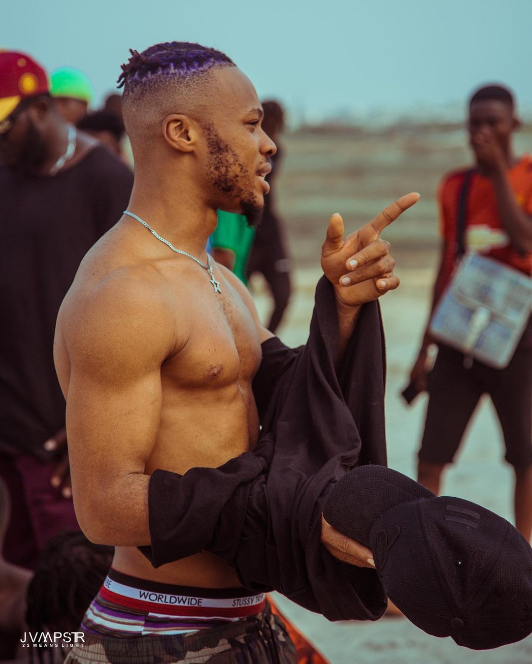 Shirtless Pictures Of Poco Lee: Poco Lee likes to share his shirtless ...